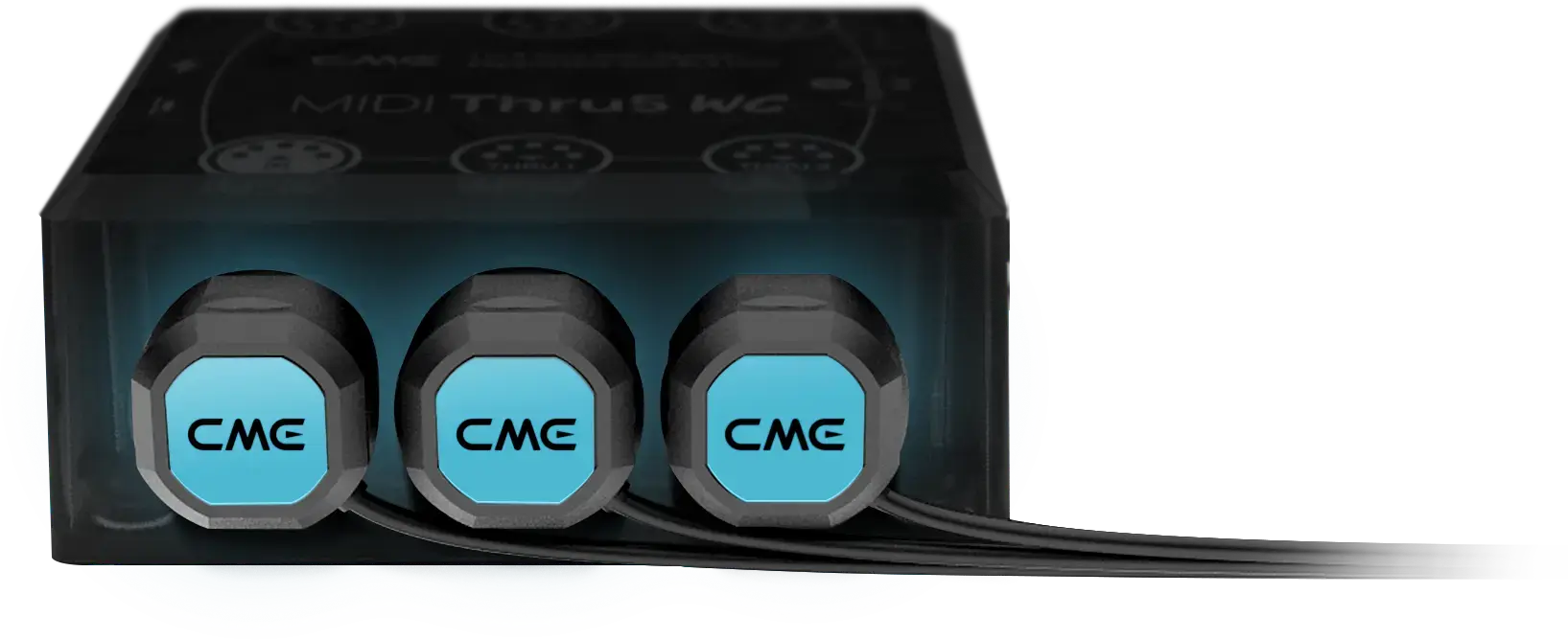 CME MIDI Cable: Low-Profile Ultra-Thin Plugs for Compact Spaces